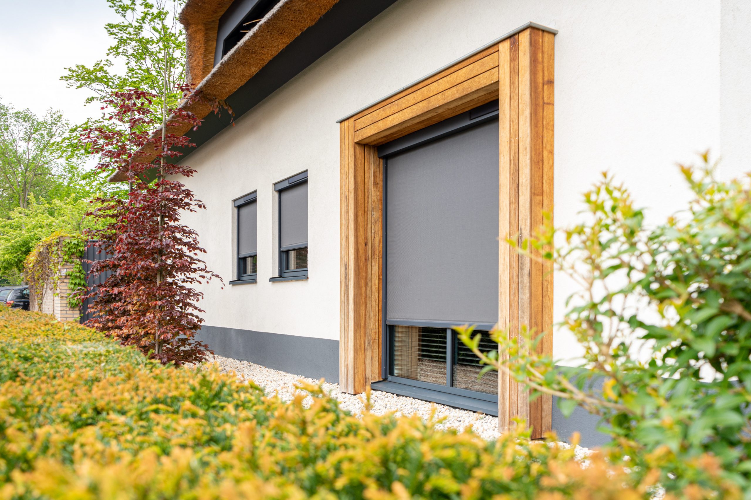 Ritsscreens: Creëer privacy en houdt de warmte en licht buiten - Mondana